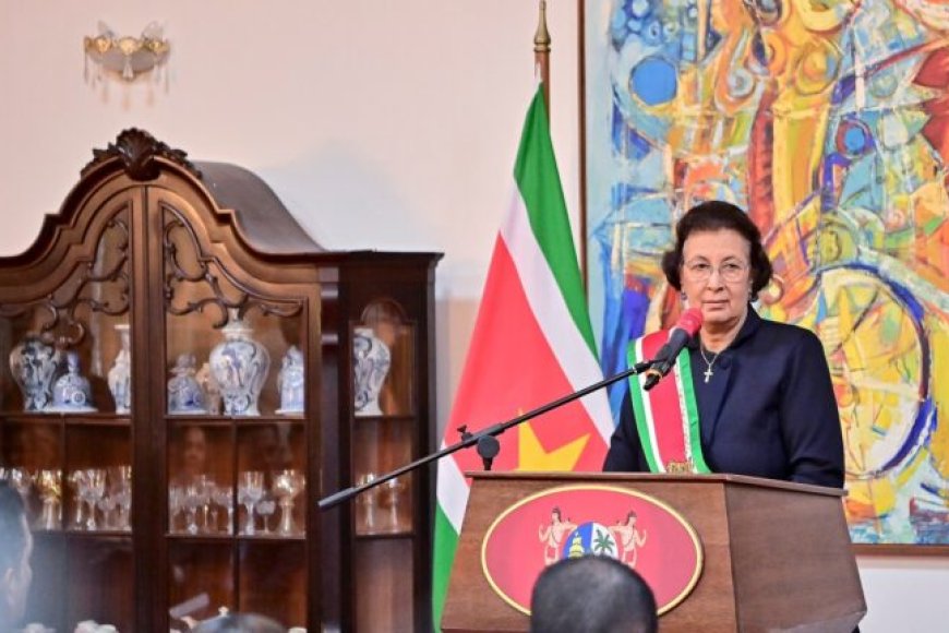 Simons: vervroegde machtsoverdracht Bouterse aan Santokhi leidde tot ...